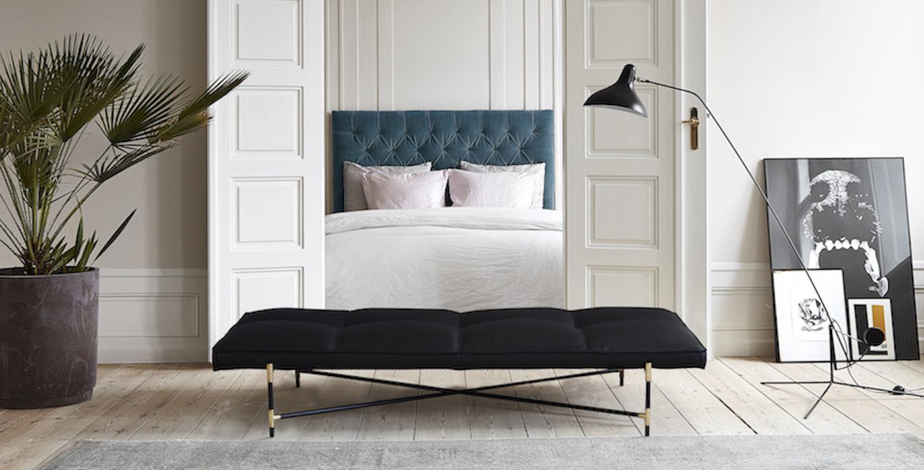 Modern Daybeds: A Fresh Approach to Ancient Furniture